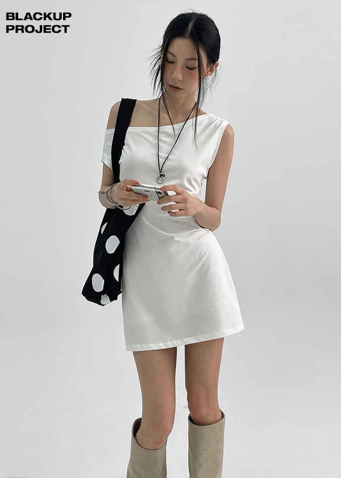 [MADE] Lucy Unbalanced Mini One Piece – BLACKUP