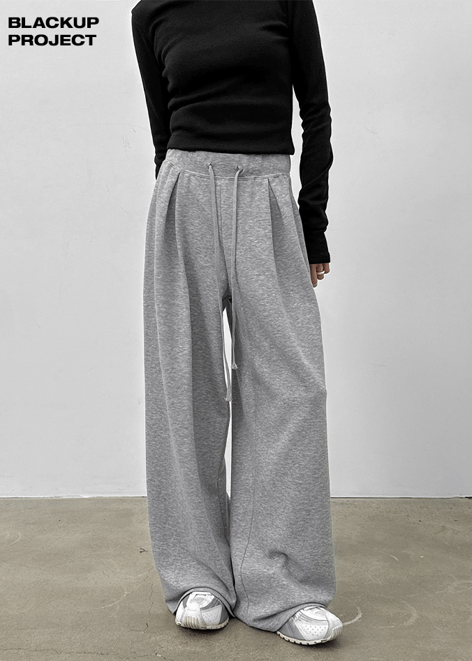 [MADE] Berr tuck Wide Banding Pants – BLACKUP