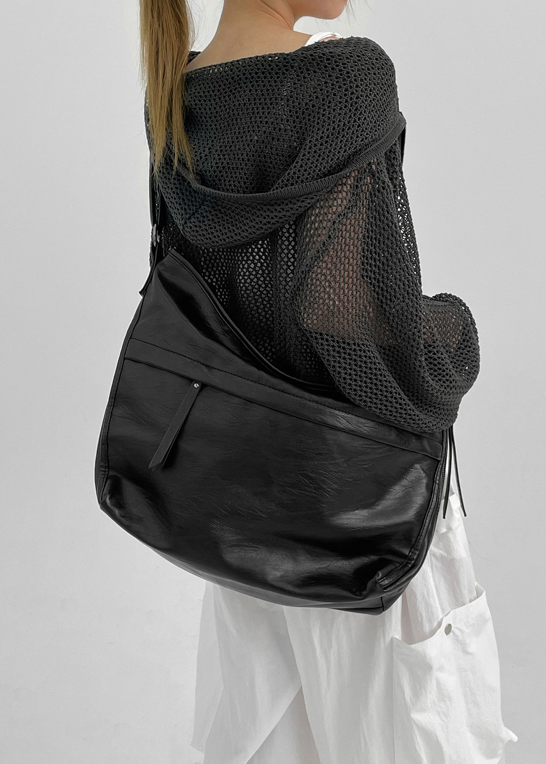 Torque Leather Crossbody Bag – BLACKUP